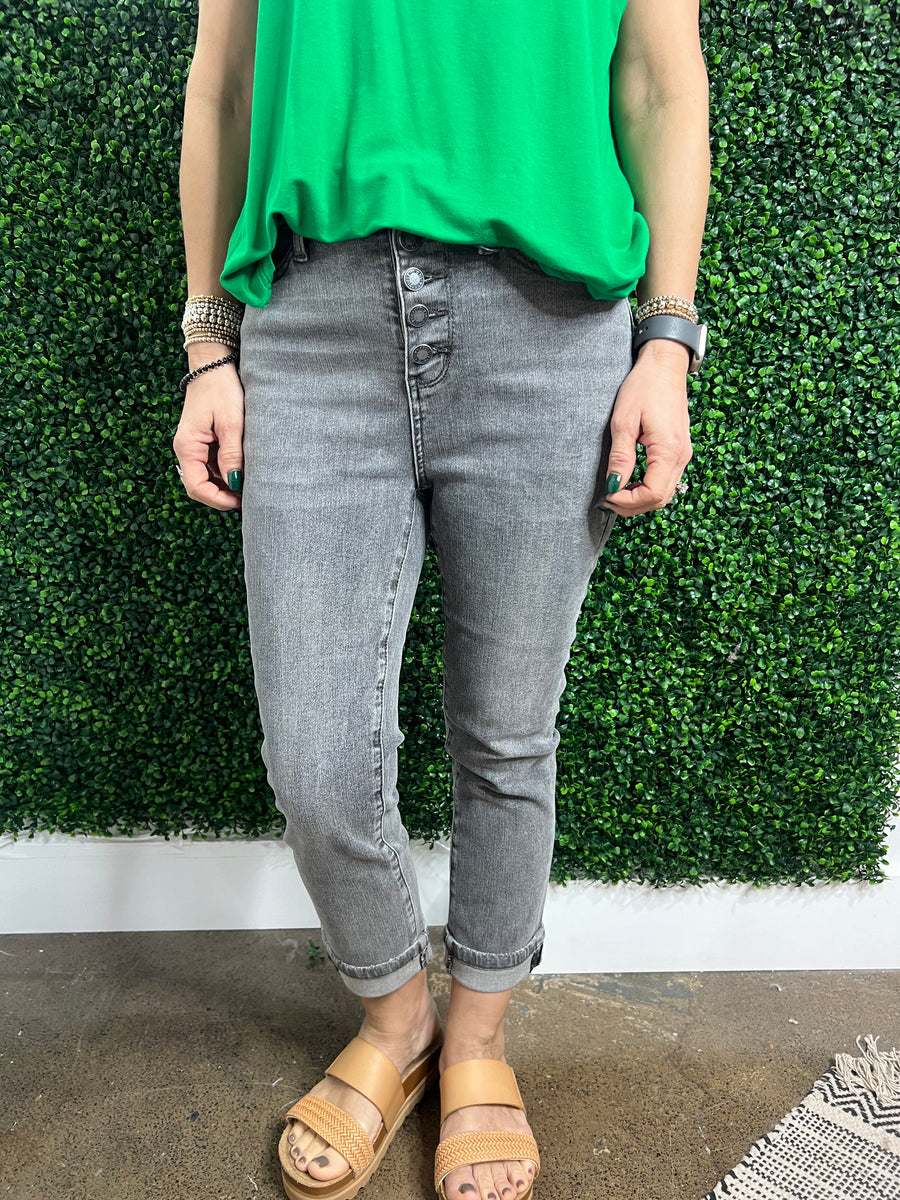 Judy Blue Cuffed Cropped Jeans – Rustic Impulse Boutique